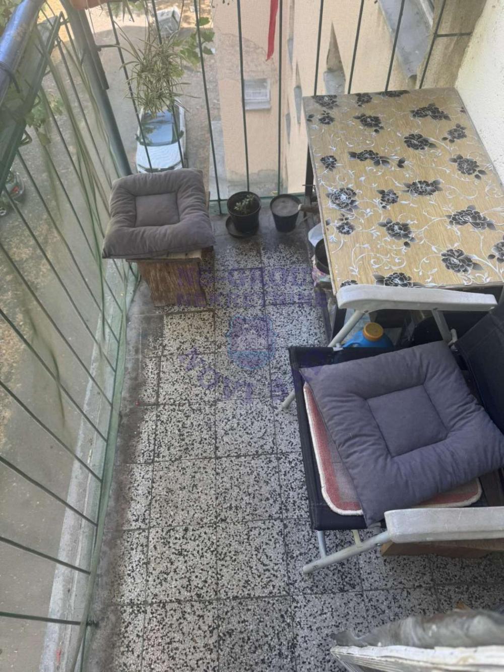 Trosoban stan na prodaju, 65m2, 87.550€