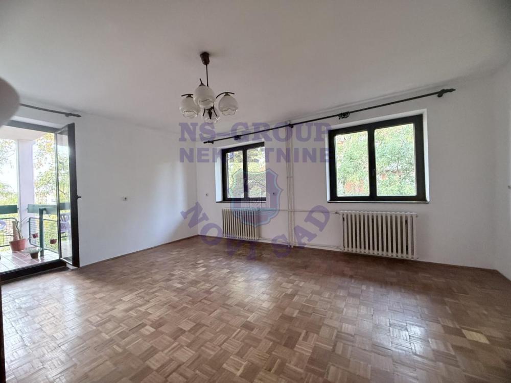 Trosoban stan na prodaju, 86m2, 206.000€