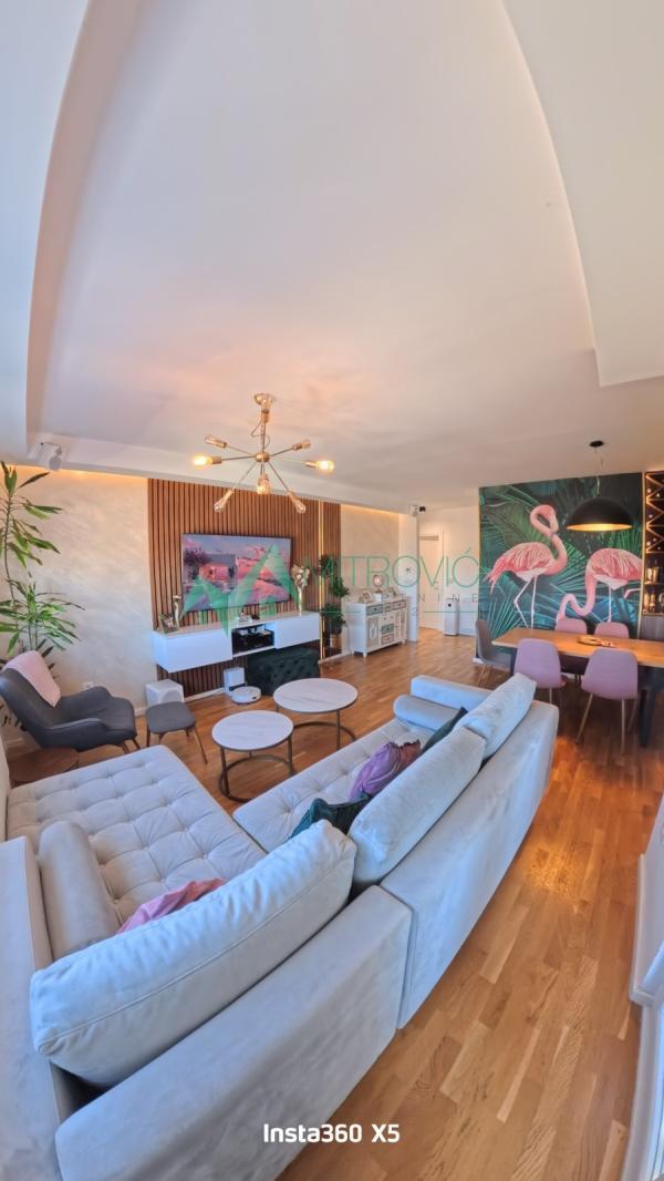 Četvorosoban stan na prodaju, 88m2, 386.250€