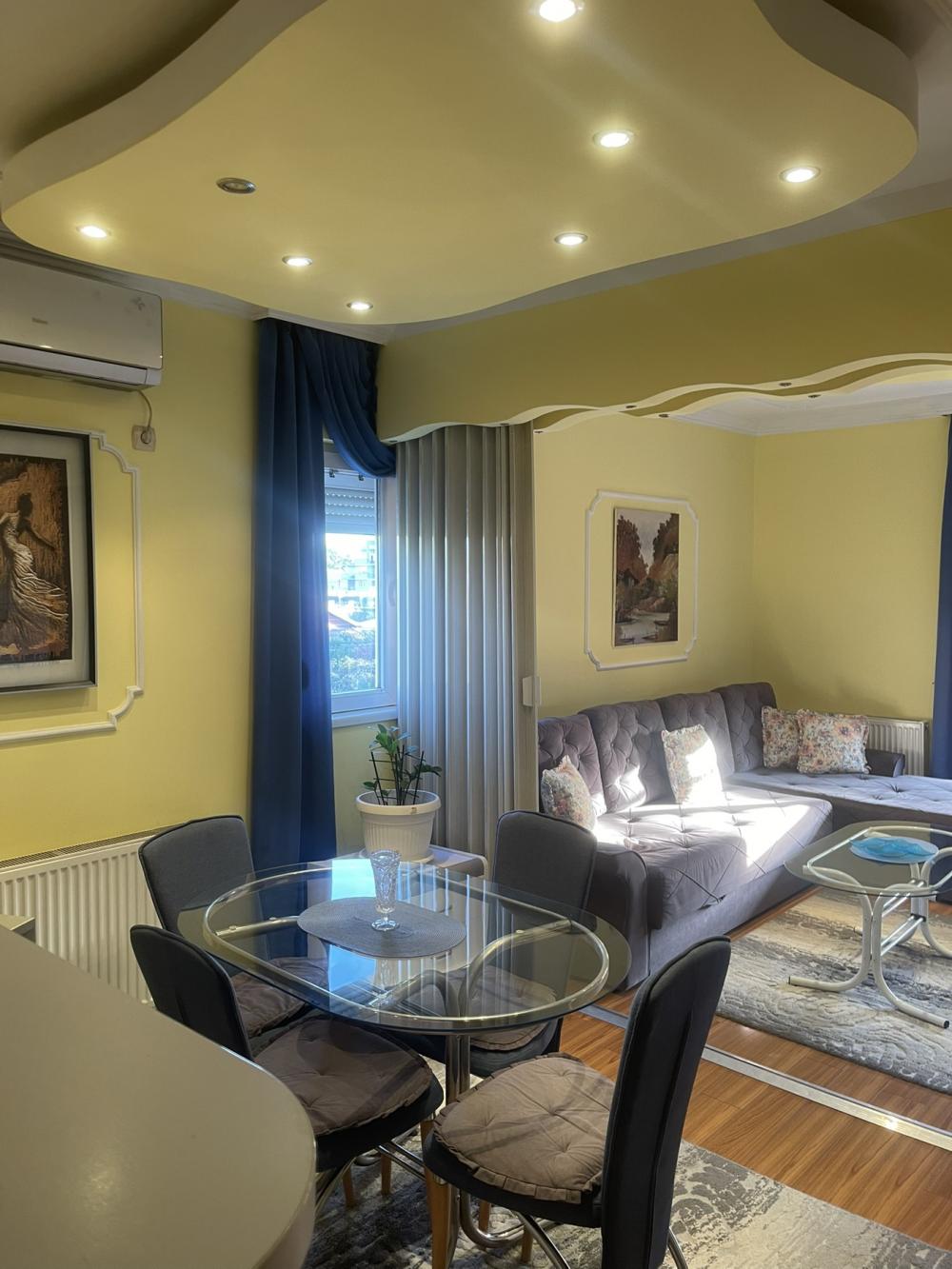 Izdavanje,Altina,Zemun,58m2,2.0,odlican ID#1793
500 €
