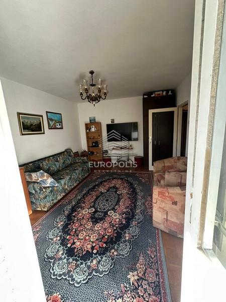 Trosoban stan 70 m² | Prvomajska | Zemun ID#10477
240.000 €