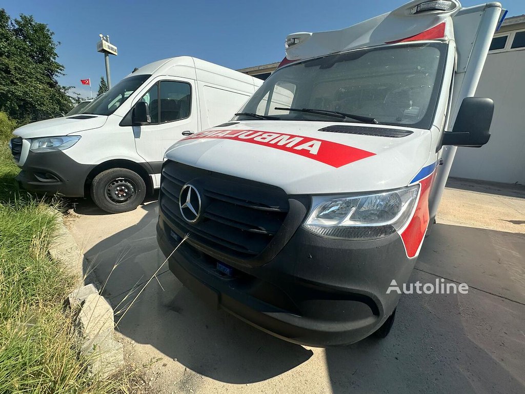 Novo Mercedes-Benz Sprinter vozilo hitne pomoći