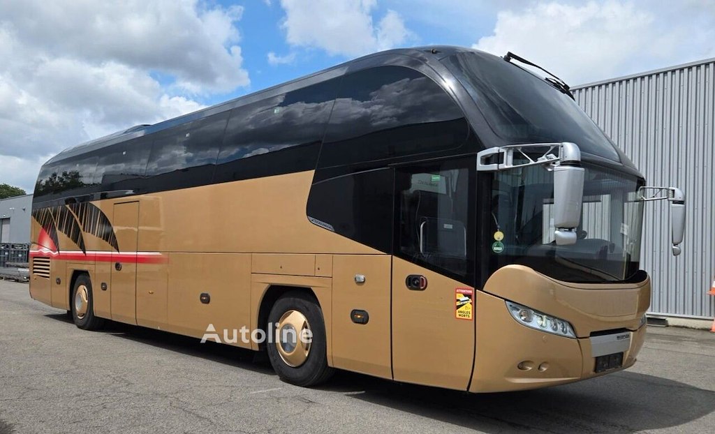 Neoplan N1217 turistički autobus