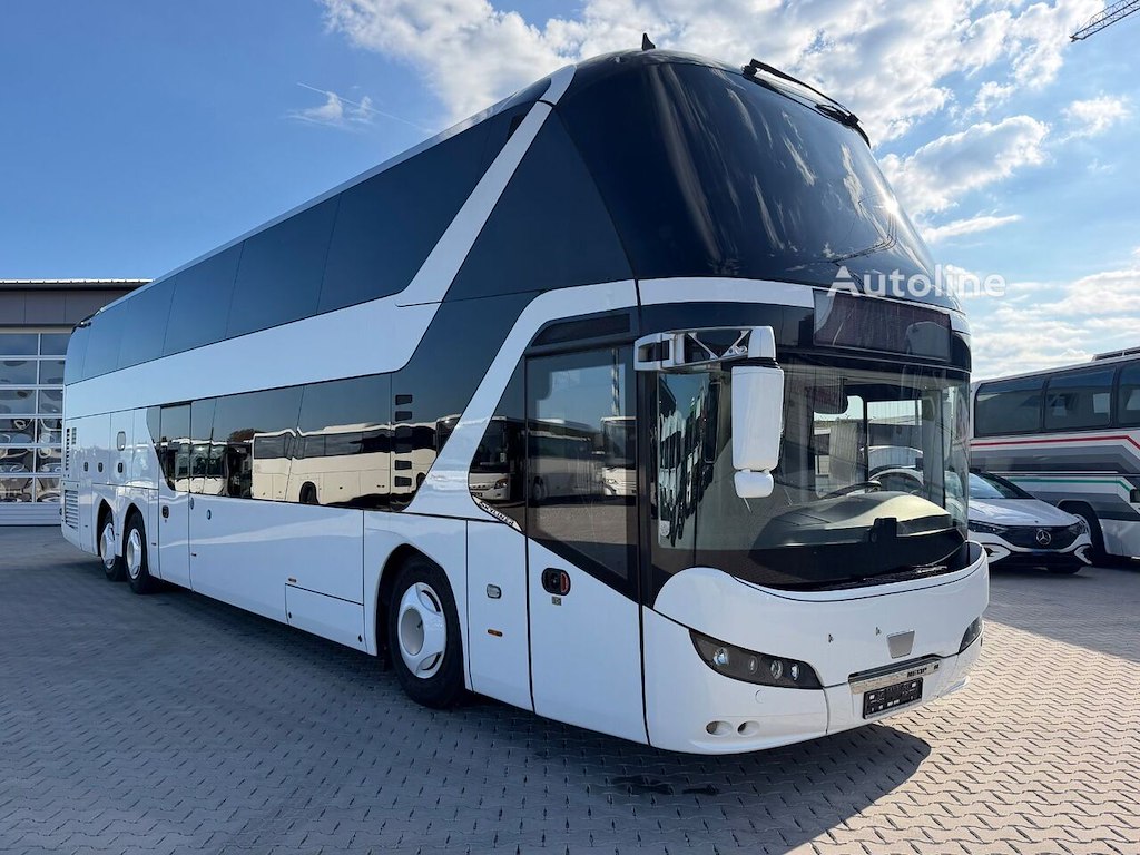 Neoplan Skyliner L - P06 dvospratni autobus