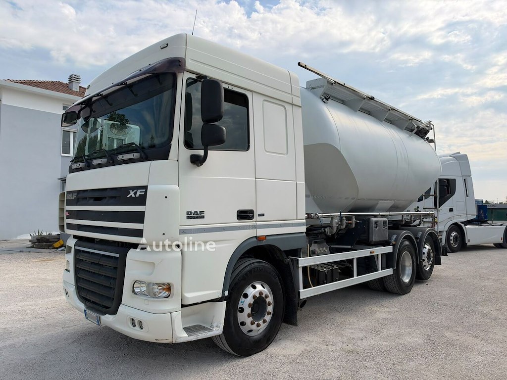 DAF XF 105.460 autocisterna
