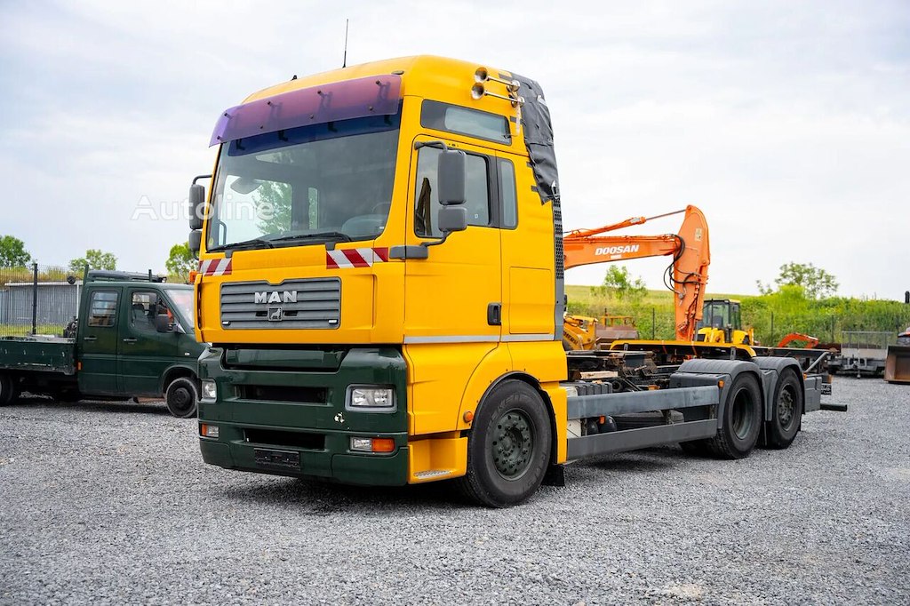 MAN TGA 24./26310 (TGA03) vozilo za prevoz kontejnera