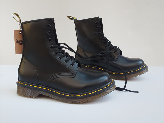 Dr. Martens cizme , NOVO