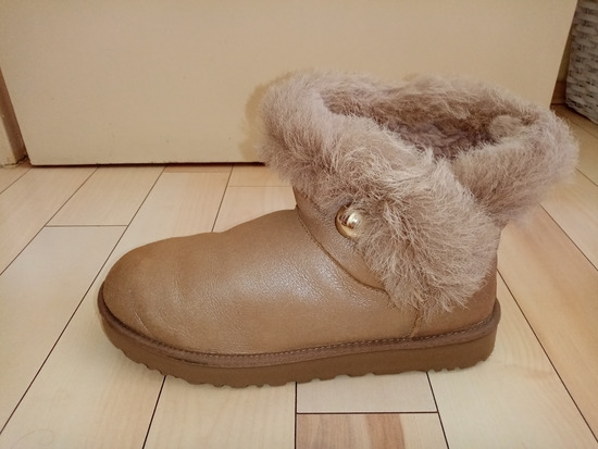 UGG vrhunske zenske kozne cizme