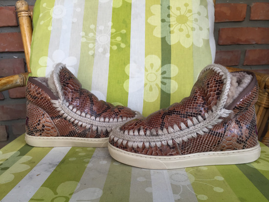 Original Mou cizme br38.5 kozne