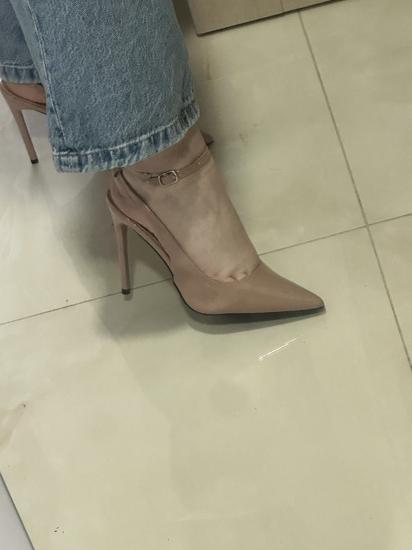 Nude stikle