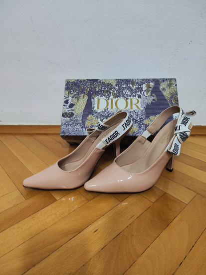 Dior salonke br.37 bukvalno nove