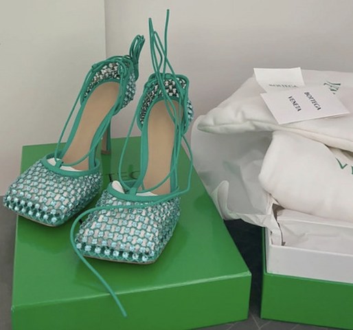 BOTTEGA VENETA stikle