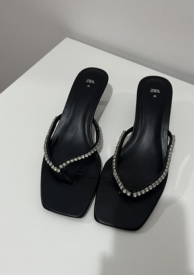 Zara – štikle/cirkon-papuča-NOVO