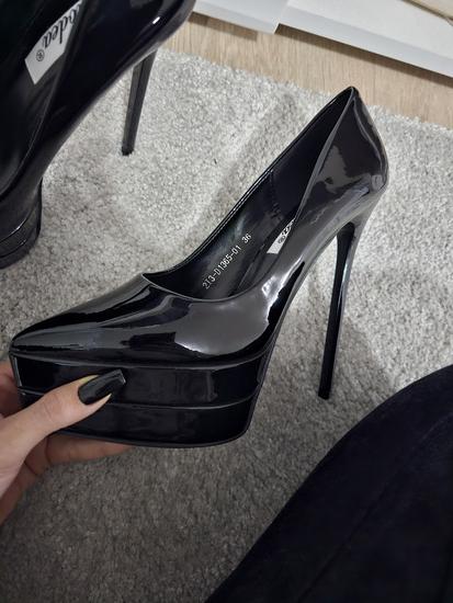 Nove cipele 36