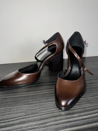 Nove Zara braon cipele 39