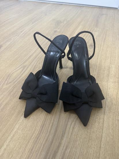 Zara salonke sa mašnom - REZERVISANE