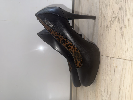 Pepe jeans stikle