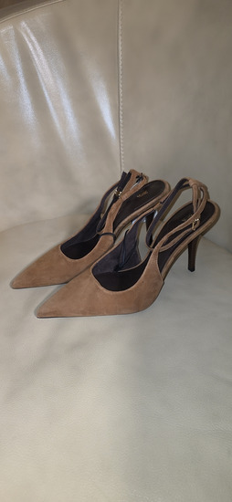 Nove Zara sandalete
