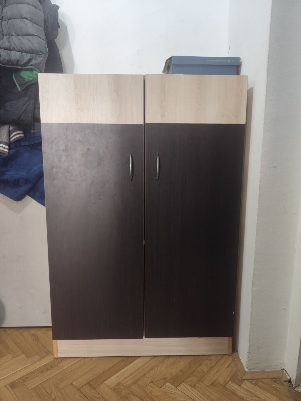 Ormar/komoda sa dvoja vrata, dvobojni dekor (tamni wenge i svetli