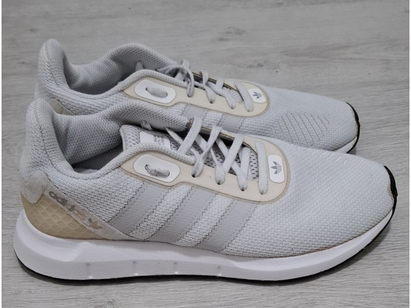 Adidas patike br. 41-1:3 - original