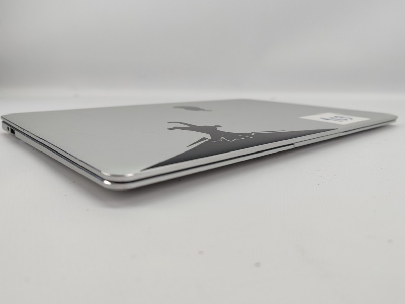 Očuvan laptop - Jumper EZbook 3L Pro 169