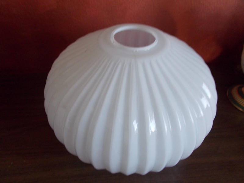 PRELEPO STAKLO ZA LUSTER<LAMPU...