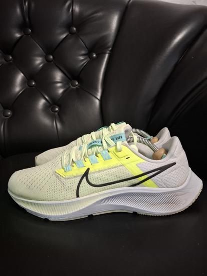 Nike zenske patike za trčanje