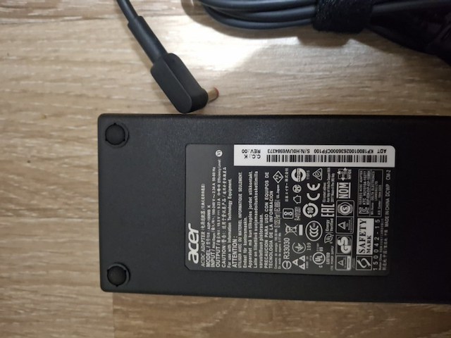 acer punjac 180w 9.23a 5.5x1.7mm original novo