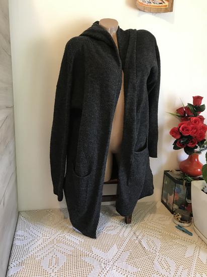 C&A tamno sivi kardigan M