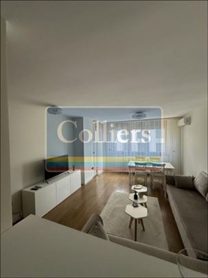 Izdavanje, 70 m², 2 spavaće sobe, Kapije Vračara