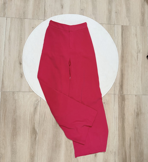 Sinsay pantalone sirokih nogavica roze 38