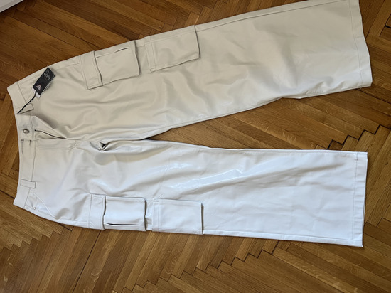 Guess pantalone eko koza xl NOVO