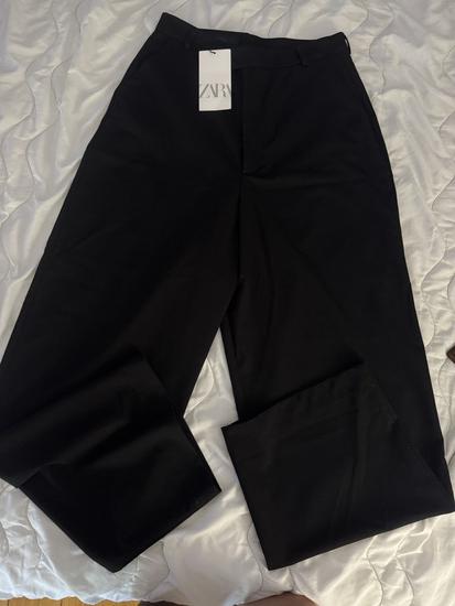 NOVE SA ETIKETOM VIRALNE ZARA PANTALONE