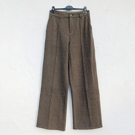 Nove poslovne pantalone
