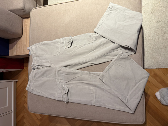 Zara kargo pantalone