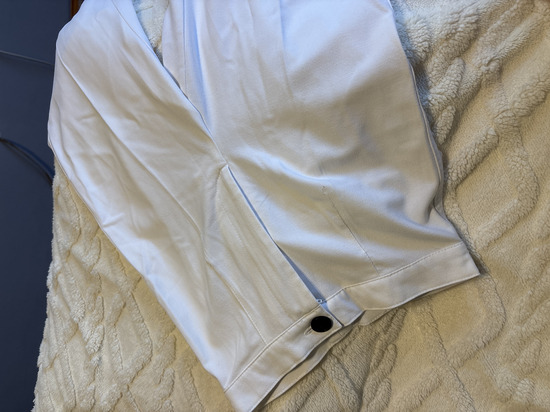 Bershka široke pantalone 32 (XS)