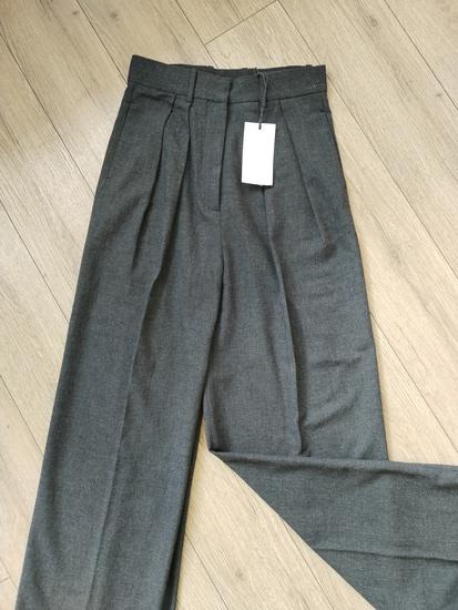 Zara viralne pantalone sa usicama ZW Collection