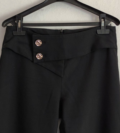 TIFFANY elegantne crne pantalone vel. 30/L