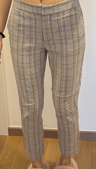 Zara pantalone karirane