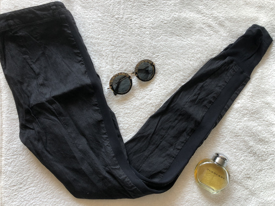 PRADA ORIGINAL sive vunene pantalone 44 ili M