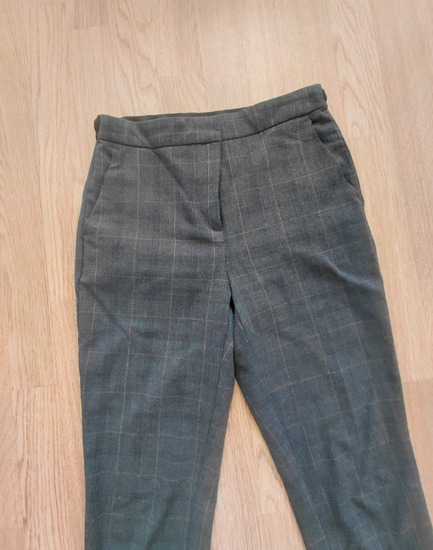 Zara poslovne pantalone