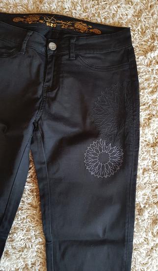 Desigual original pantalone kao nove