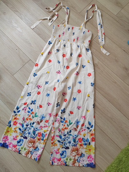 Shein kombinezon