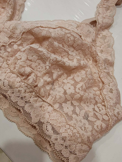 Grudnjak bez zica H&M, vel M/38 (NOVO)