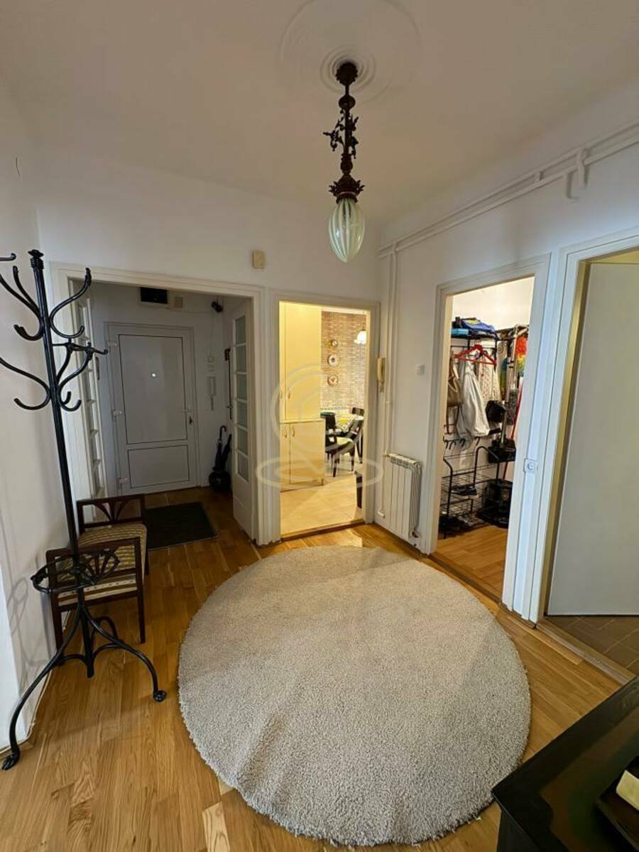 Trosoban stan, Beograd – Kalemegdan | Izdavanje · 102m² · 1.200€