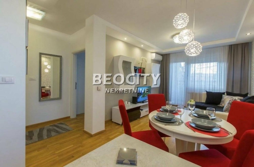 Dvosoban stan, Novi Sad – Centar | Izdavanje · 42m² · 650€