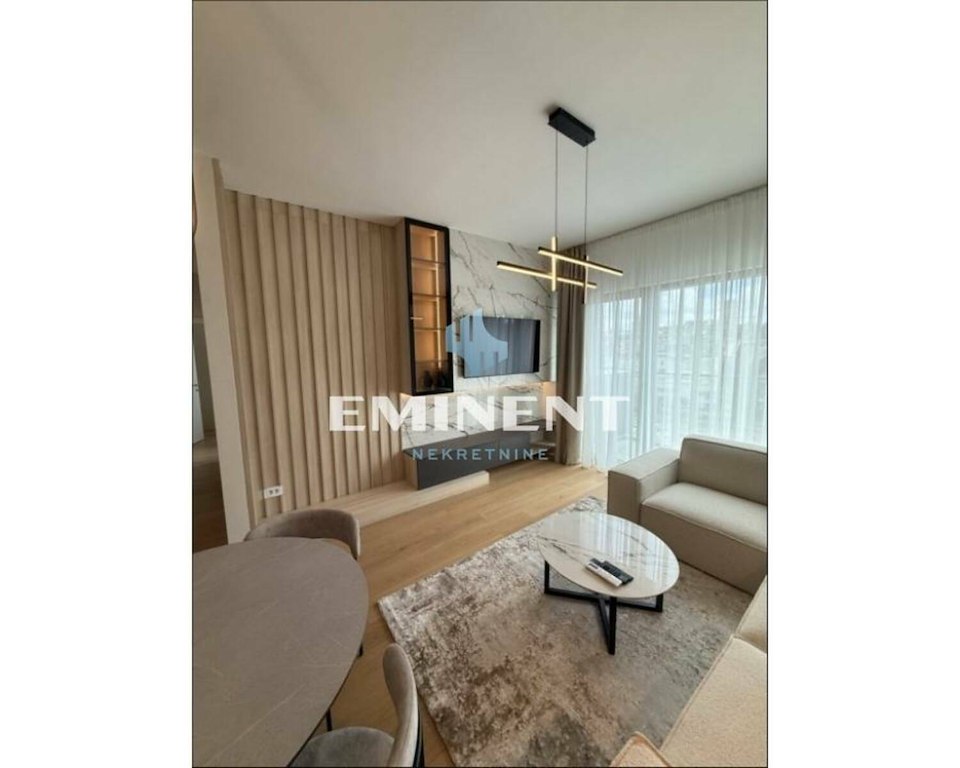 Trosoban stan, Beograd – Beograd Na Vodi | Izdavanje · 71m² · 1.900€