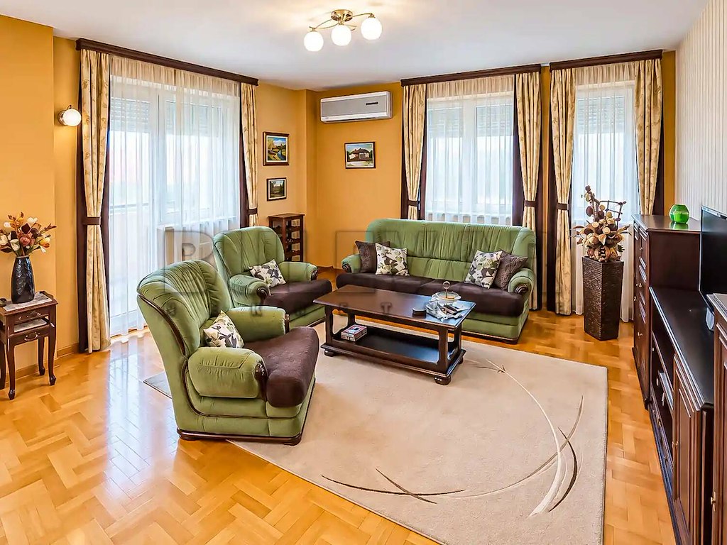 Trosoban stan, Niš – Čair | Izdavanje · 91m² · 264.000€