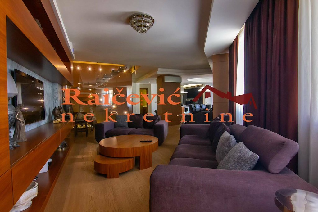 Stan, Beograd – Hram | Izdavanje · 189m² · 2.500€