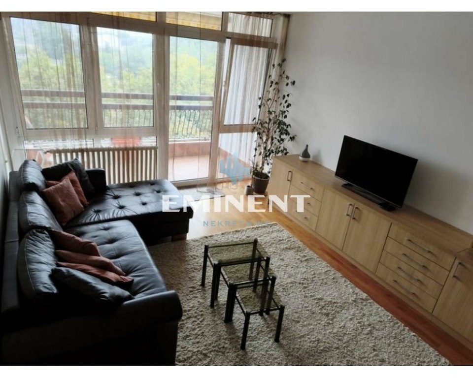 Trosoban stan, Beograd – Blok 70a | Izdavanje · 72m² · 900€